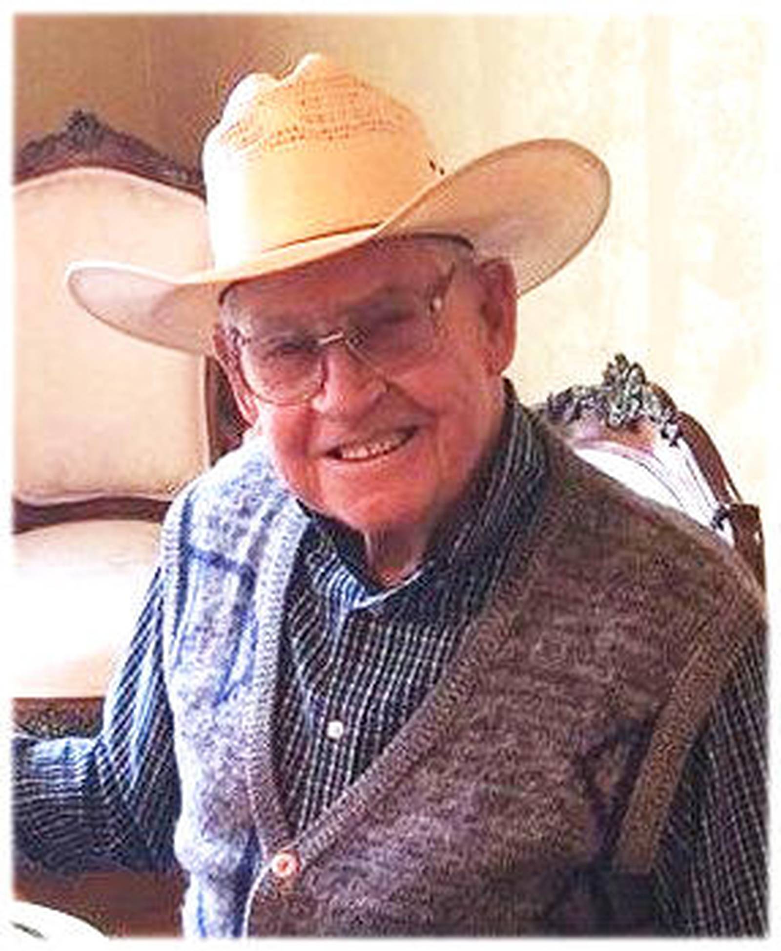 Max Oliver – Osceola-Sentinel Tribune