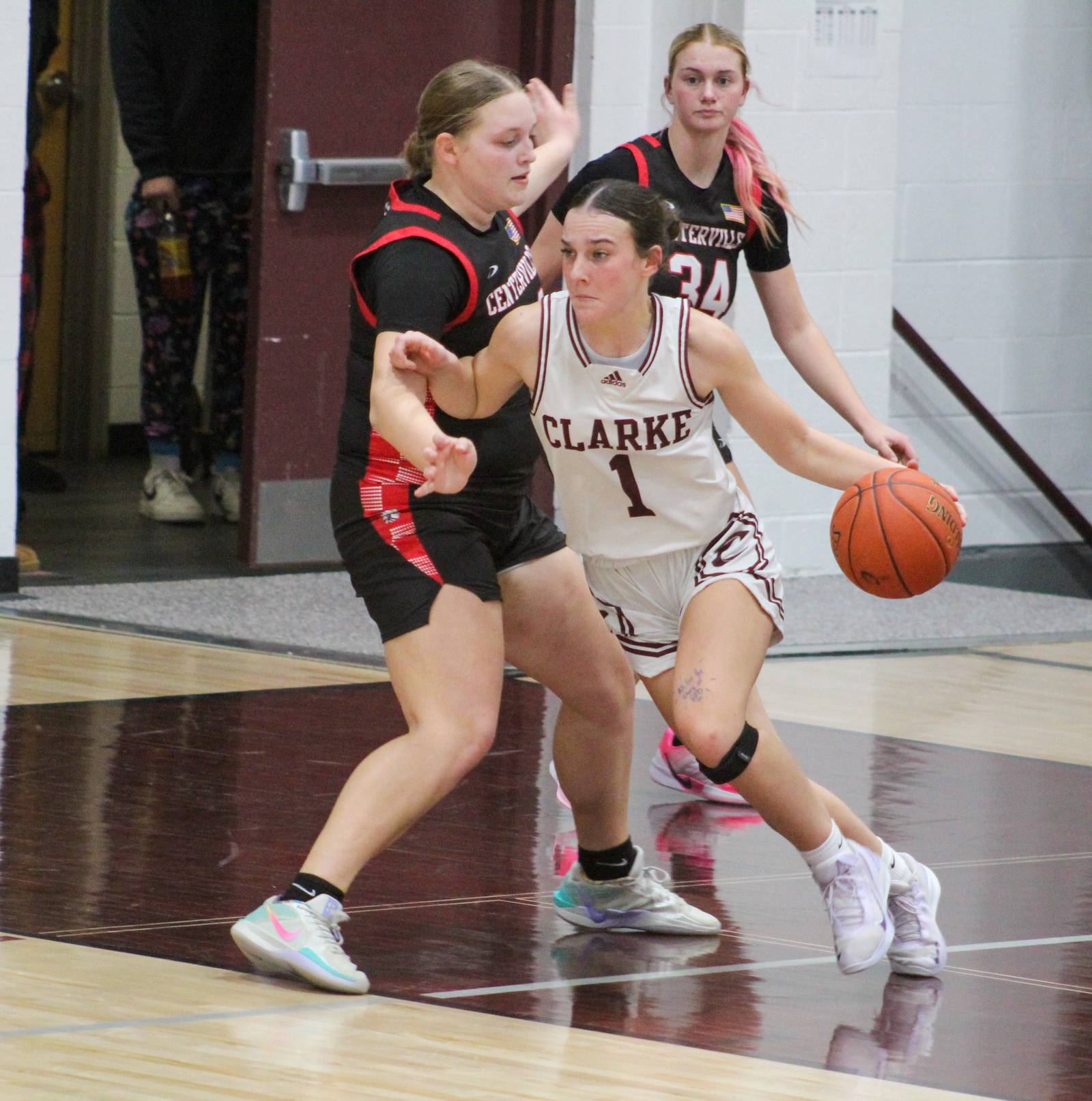 Redettes take down Lady Indians – Osceola-Sentinel Tribune