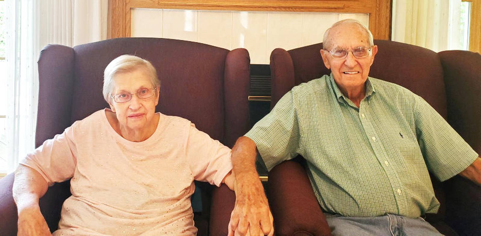 Saddoris Anniversary – Osceola-Sentinel Tribune