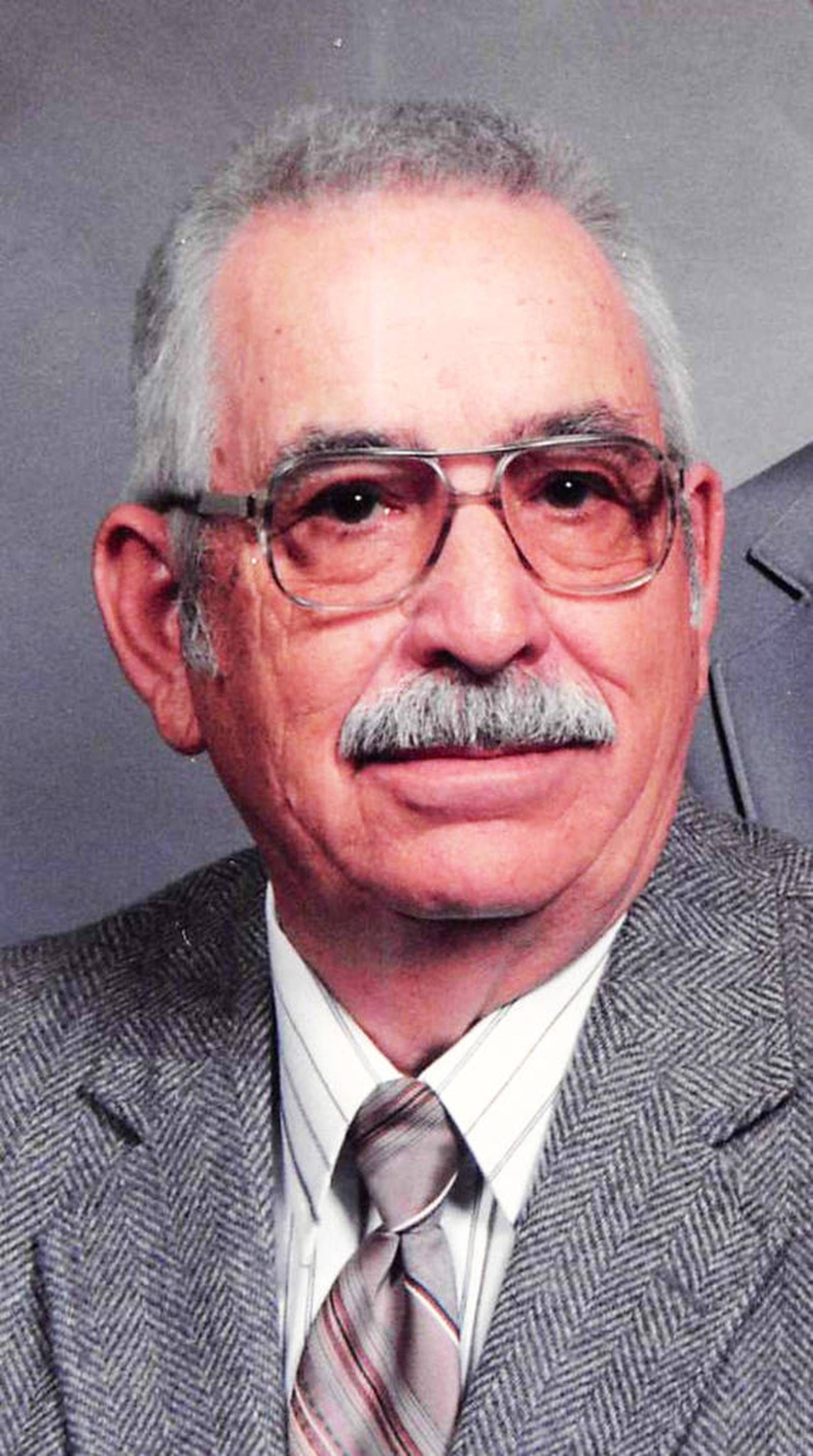 Carl Nicholson – Osceola-Sentinel Tribune