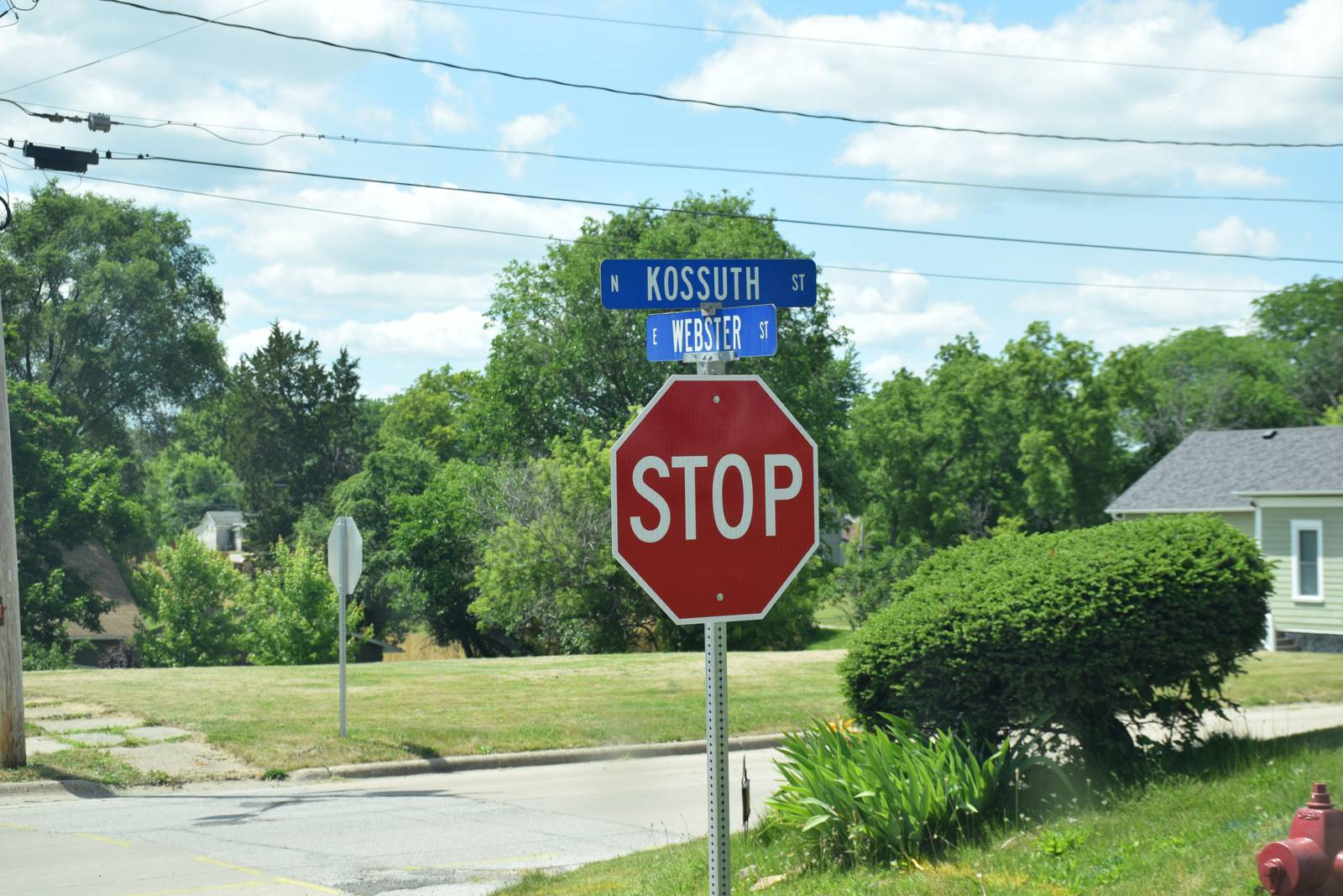 City installs stop sign at E. Webster/N. Kossuth St., talks mural ...