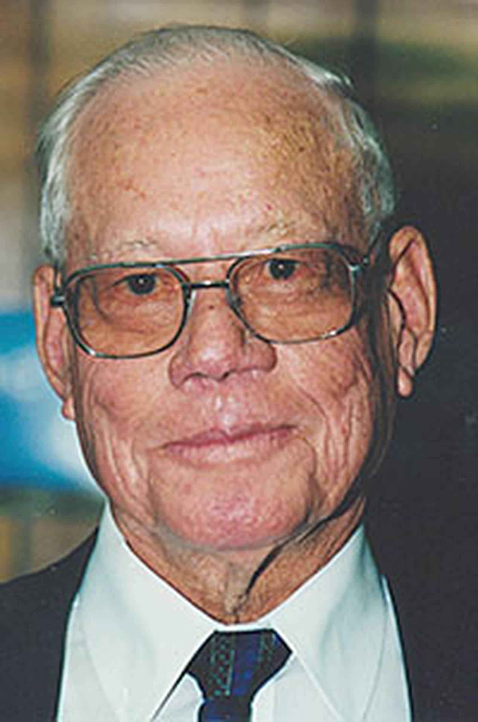 Robert Burchett Osceola – Osceola-Sentinel Tribune